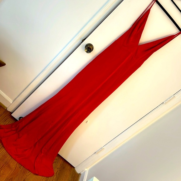 Abyss By Abby | Dresses | Nwt Abyss Red Backless Fishtail Dress Size M ...